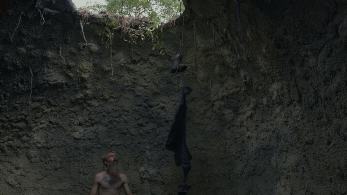FIRST TRAILER FALLS FOR “THE PIT” | HORROR SCREAMS VIDEO VAULT ...